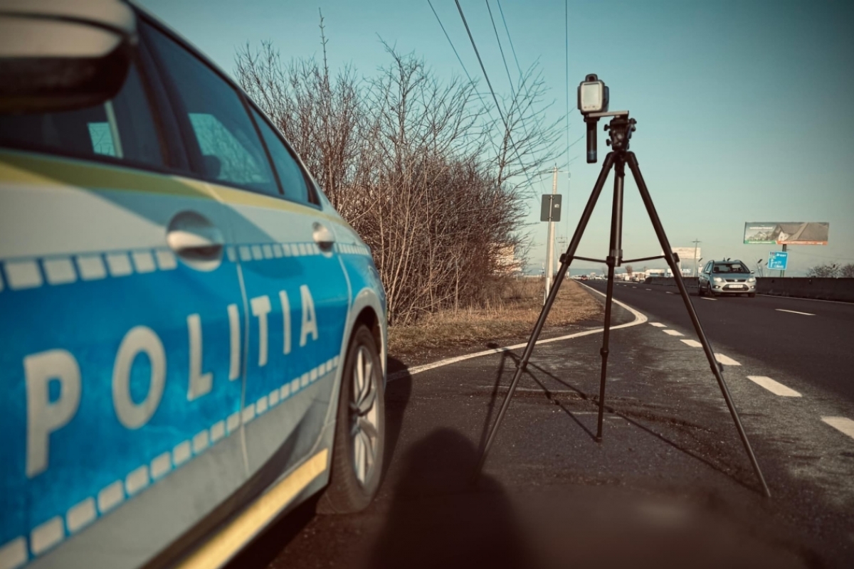 Noua regulă pentru șoferi! Cu câți km/h poți depăși limita de viteză în ...